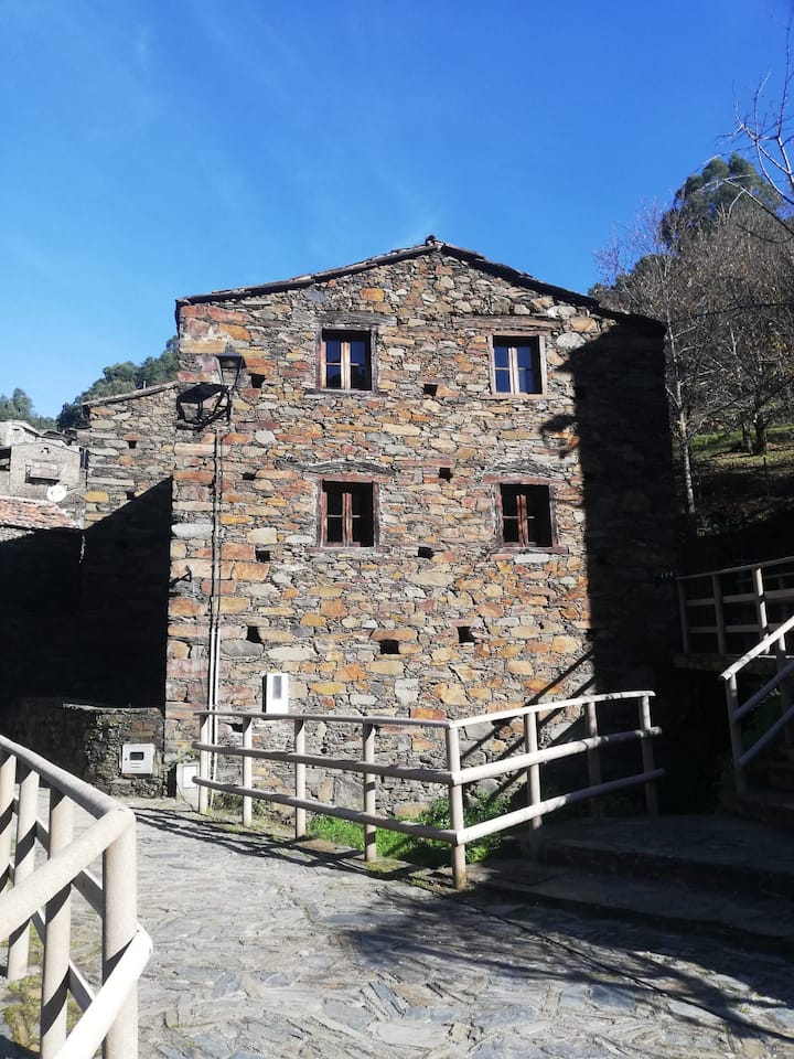 Cerdeira, Catarredor Alloggi e case vacanze - Catarredor, Lousã ...
