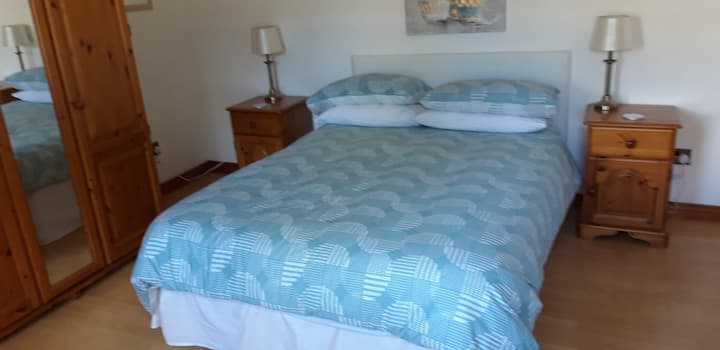 Lurig View Glenariffe Double Room Ensuite. - Cushendall
