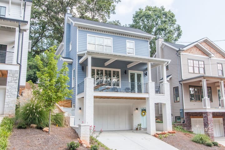 Bikable To Mercedes Benz - Home In West Midtown - Atlanta, GA