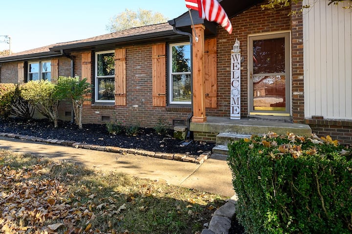 Franklin Family Ranch House - Franklin, TN