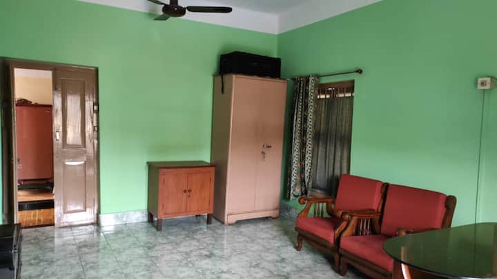 Budget Accommodation In Heart Of Kolkatta . - Kolkata (Calcutta)