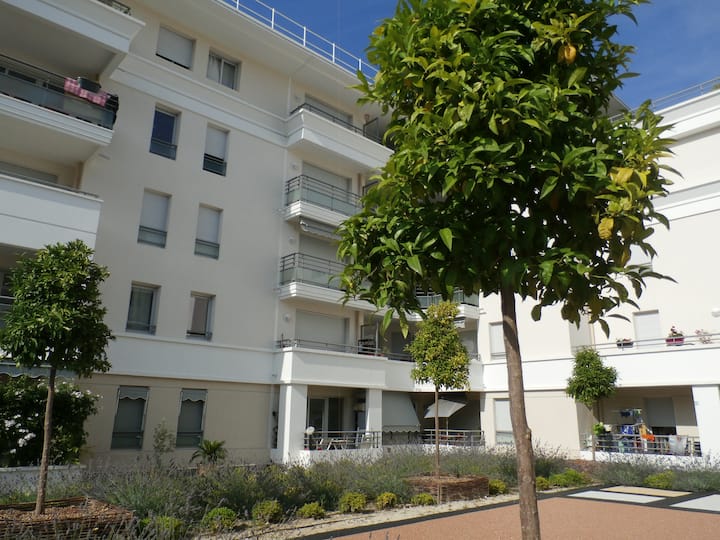 Studio Neuf Avec Terrasse, Calme . - Villefranche-sur-Mer