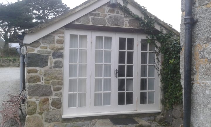 Self Contained Cosy Converted Barn In St Ives Bay - Hayle