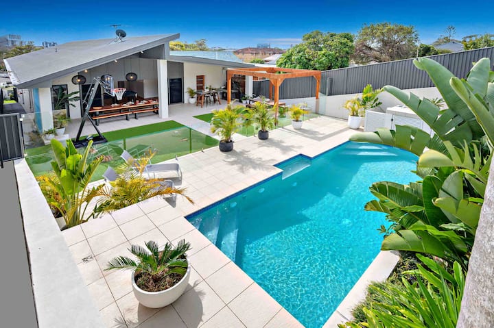 Bahamas On Brooks - Newcastle