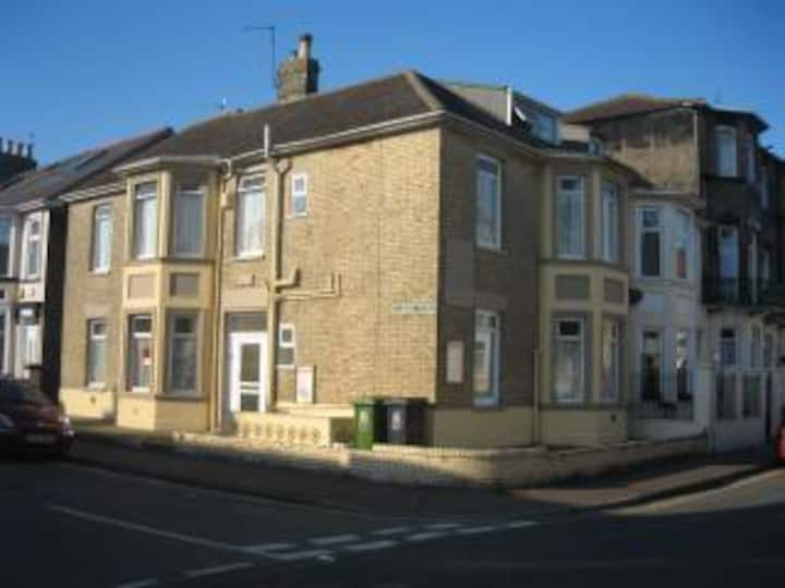Glen Villa Flat 3 (4 Berth) - Great Yarmouth