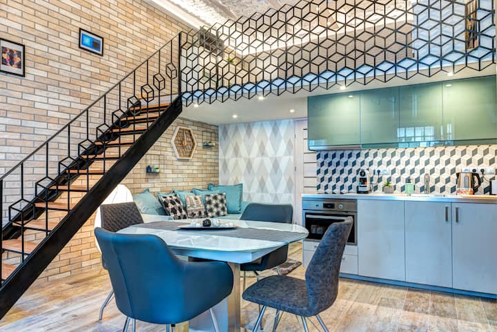 Cube Home In Váci Street - Budapest