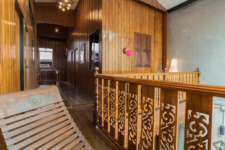 Home Mali Hostel At Hua Lumpong - Bangkok