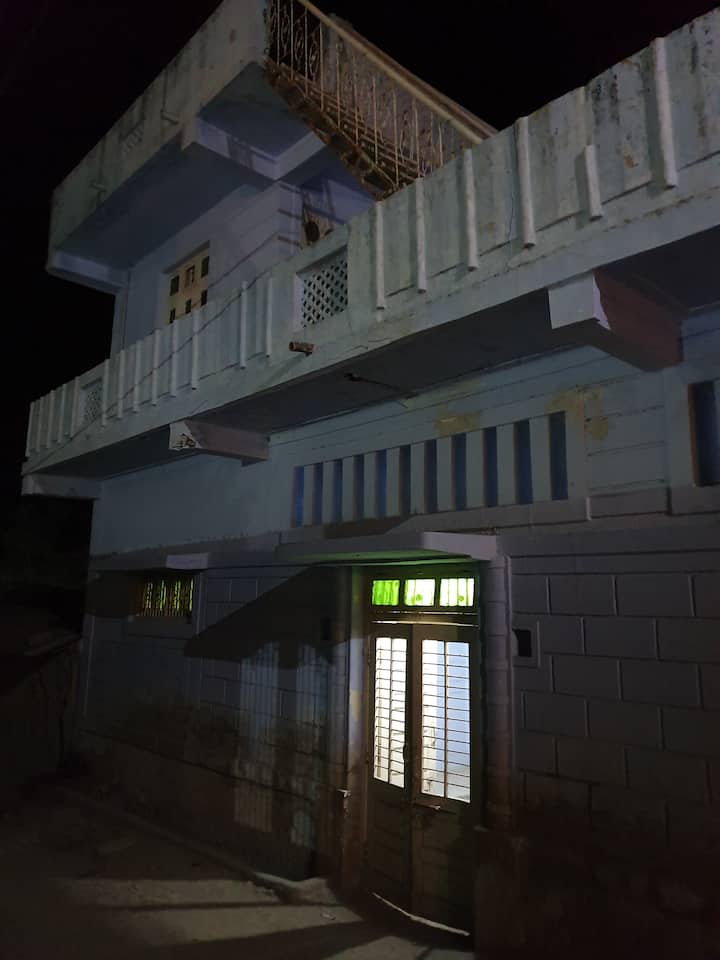 Two Storey Bungalow With Natural Surroundings - Surendranagar