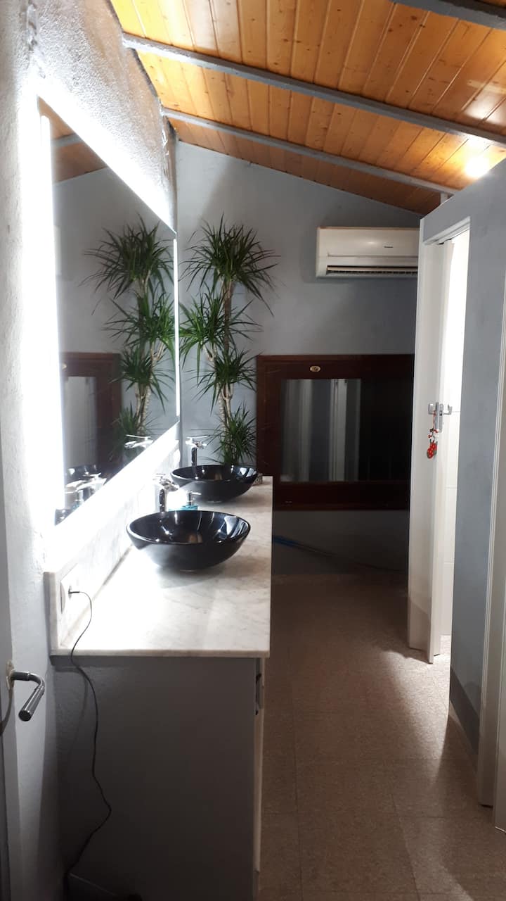 Casa Particular Matrimonio 1 - Banyoles