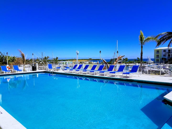 Fun Key Largo Getaway In Top Resort Destination - Key Largo