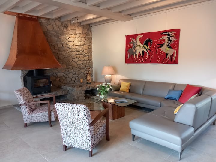 Maison De Campagne Avec Grand Jardin - Felletin