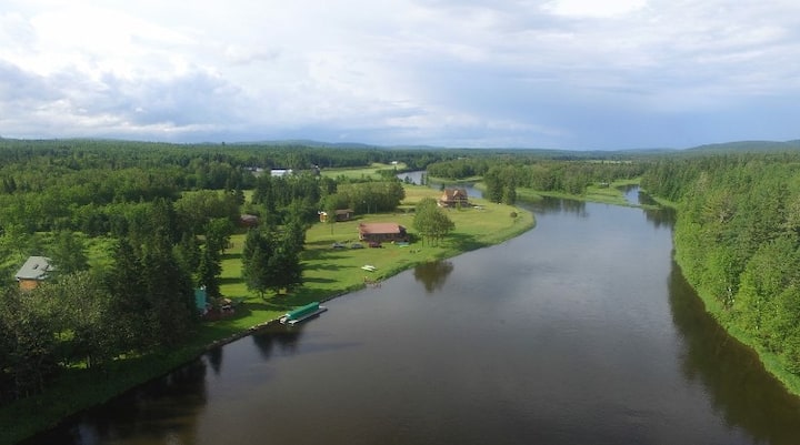 Saint-Quentin : locations de vacances et logements - New Brunswick ...