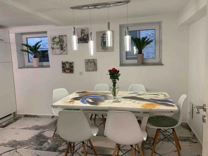Ad Apartment Deluxe Free Park Self Check In - Herzogenaurach