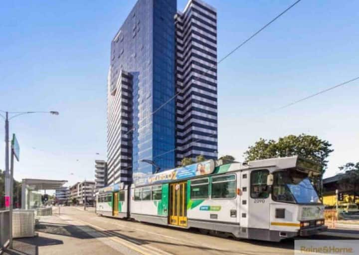Melbourne Furnished Partition Room,uni,hospitals - Melbourne