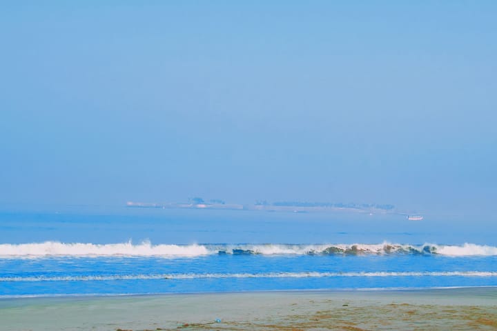 Sea View Wooden Cottages. Funtastico Beach Resort - Malvan