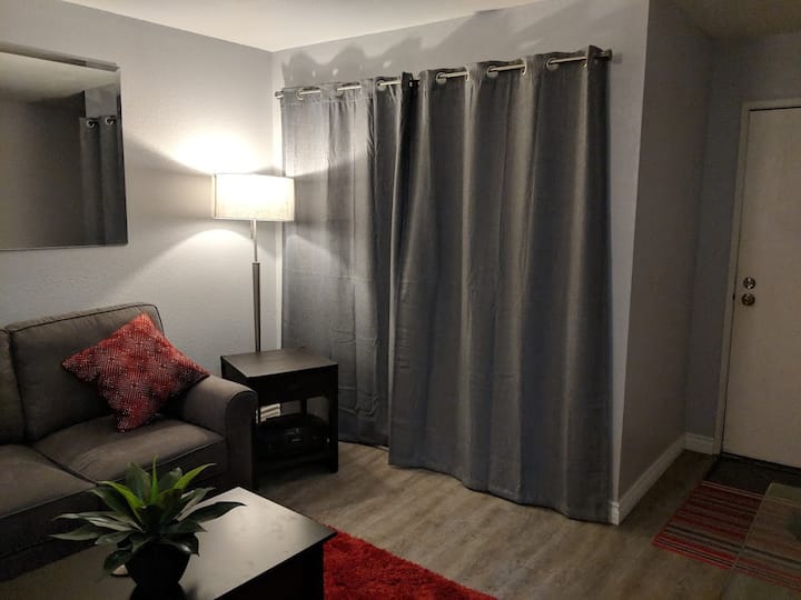 Mi Casa Vega - Palm Springs, CA