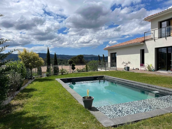 Villa De Standing De 160 M2 Adossée à La Colline - Bouc-Bel-Air