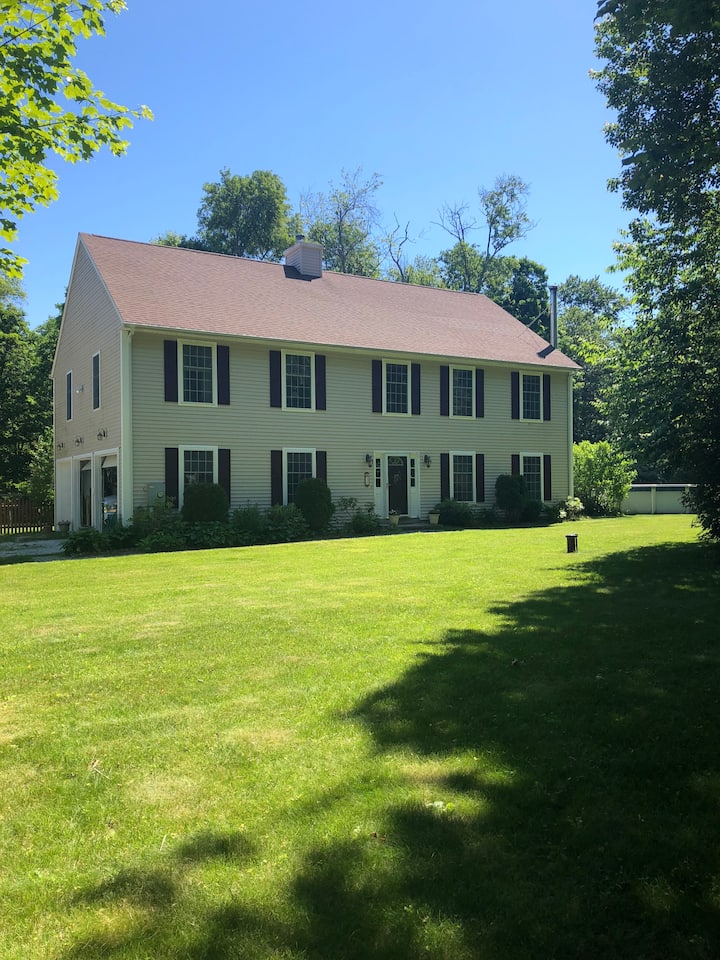 Tranquil Country Escape With New Pool/hot Tub - Kent, CT