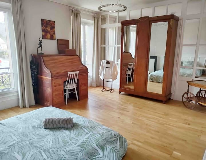 Grande Chambre Pour 4, Paris Centre à 10 Minutes - Châtillon