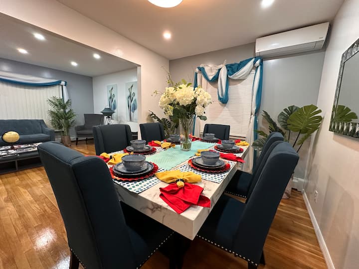 Cozy Queens Retreat W/ Family Amenities & Parking - Queens, NY