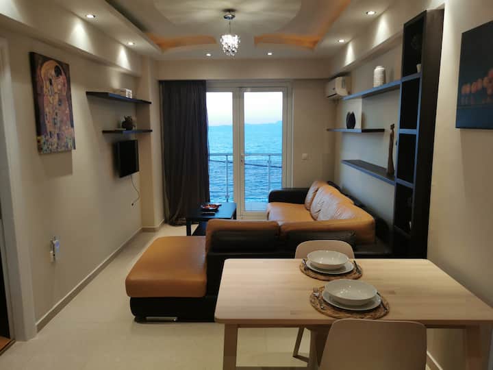 Apartment With Magnificent View - Islas de Rodas