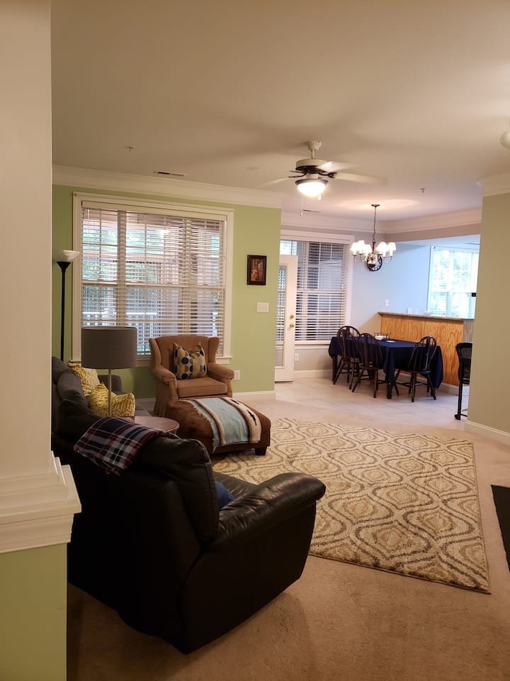 3br/pool/longterm Chilling Retreat - Chapel Hill, NC