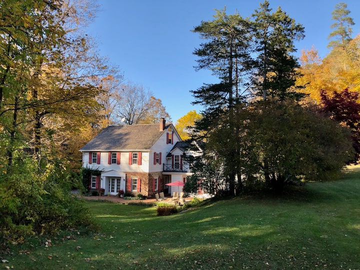 Secluded  Rhinebeck Country House- Minutes To Town - Rhinebeck, NY