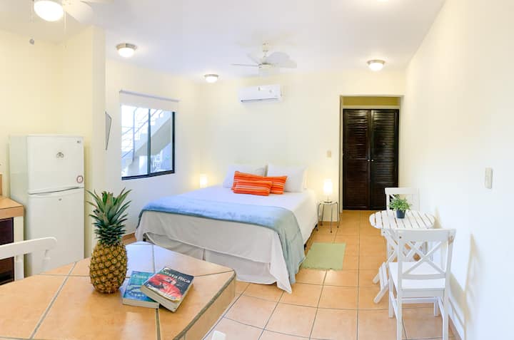 Tamarindo Studio #4 | Close To Beach & Town Center - Tamarindo