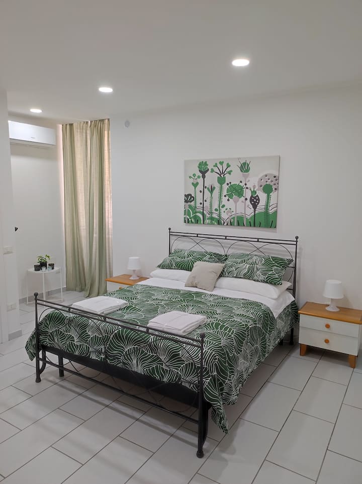 Le Dimore Di Emilia - Casa Bea - 5 Posti 2 Bagni - Nápoles