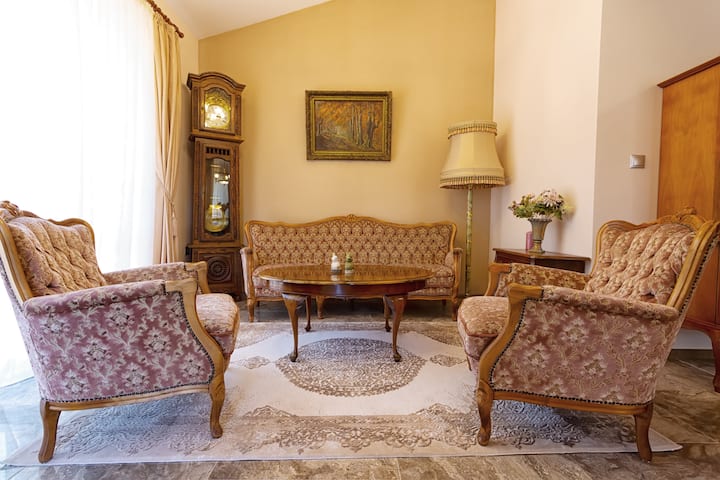 Класически апартамент в Kleptuz Aparts! Ап. 11 - Velingrad