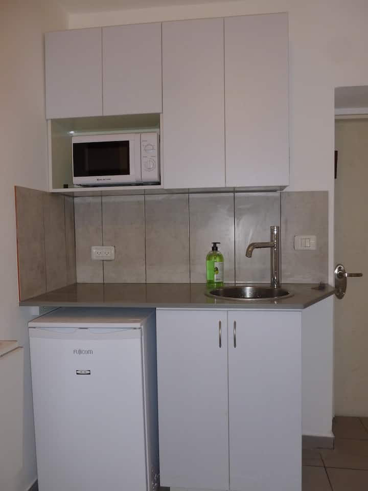 Guesthouse In The Sanhedria Murhevet Neighborhood - 耶路撒冷