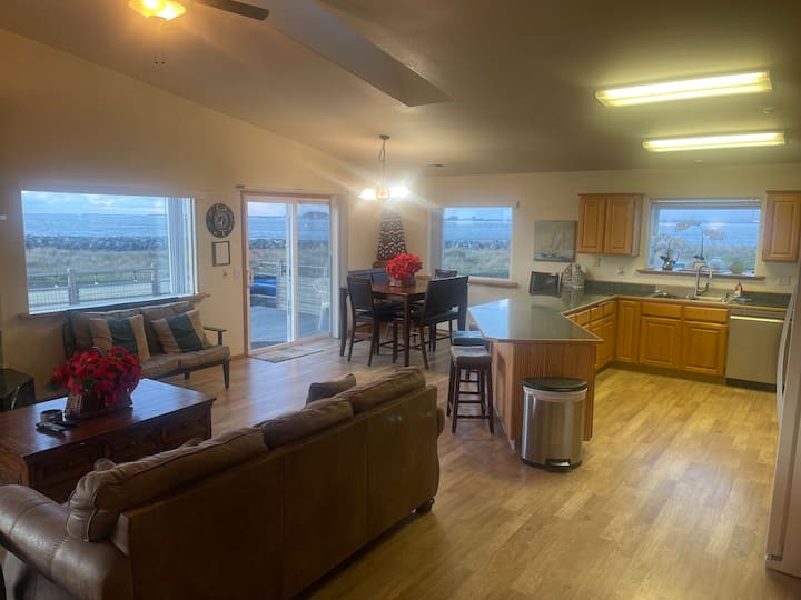 Cool Coast At King Salmon's Breathtaking Sunsets - Eureka, CA