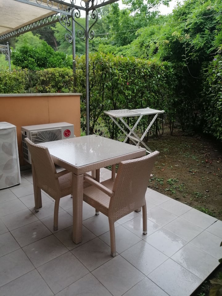 Rta La Pergola Bilo Giardino 2adulti+2bimbi (0-5) - 마사