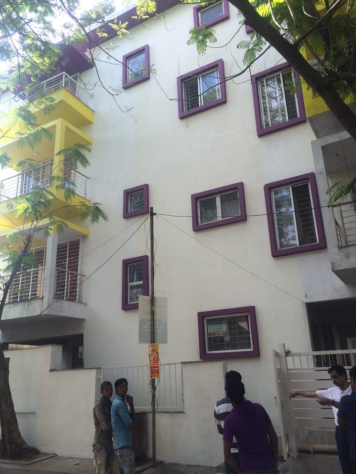 Serene, Spacious Place In The  Centre Of The City - Chennai