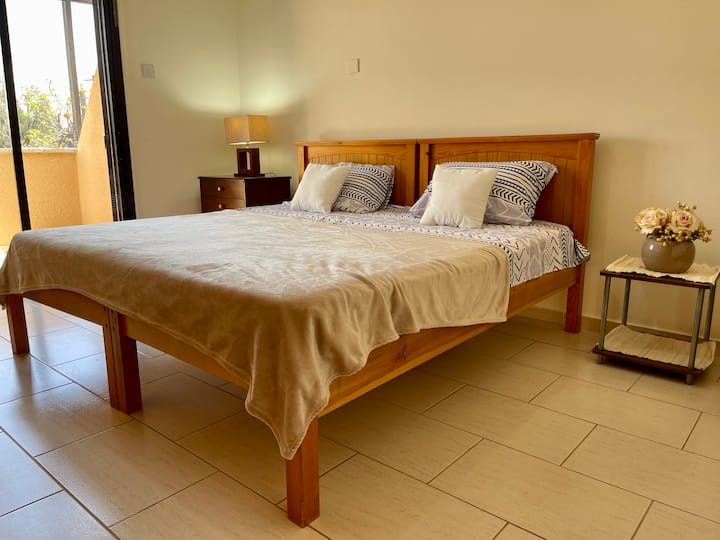 ⚓️Beautiful Apartment In The Center Next To The Sea - Paphos
