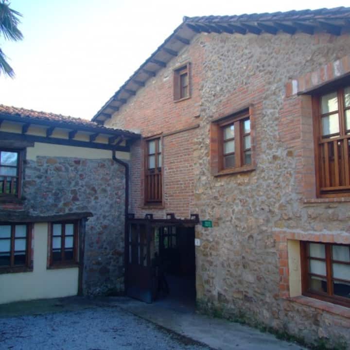 Apto Entero Peal Bajo El Arce Parque De Cabarceno - Solares