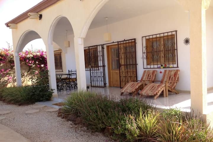 Ville "Chez Rapsous"piscine Prive Et Climatisée - Sénégal