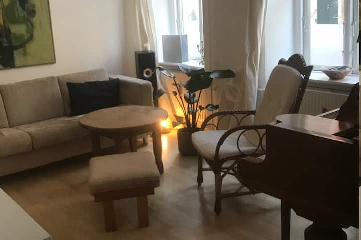 Central, Cozy, With Great Atmosphere, Babybed - Copenhagen