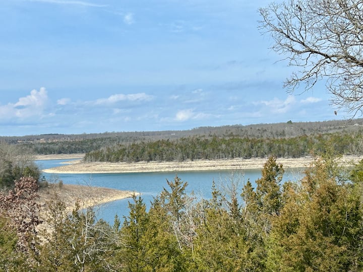 Large Home On Bull Shoals Lake W/lake Access - Mountain Home, AR