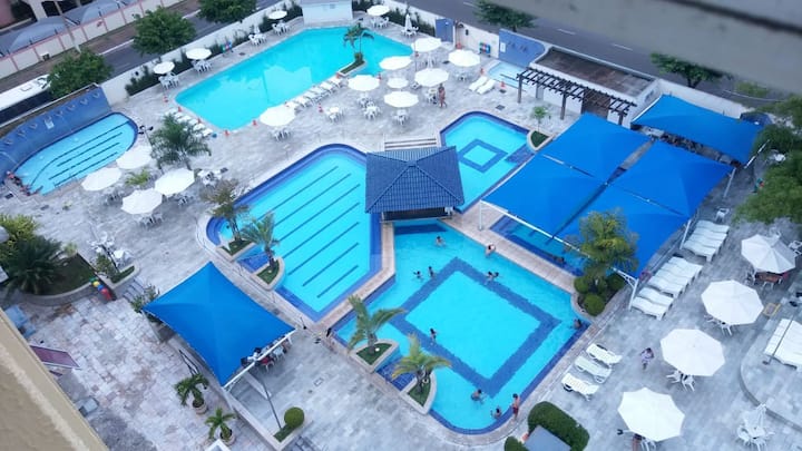 Eldorado Thermas Park - Apt 7 Pessoas - 8 Piscinas - カルダス・ノバス