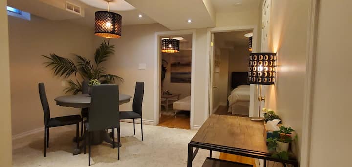 Convenient Private Home Suite - Mississauga