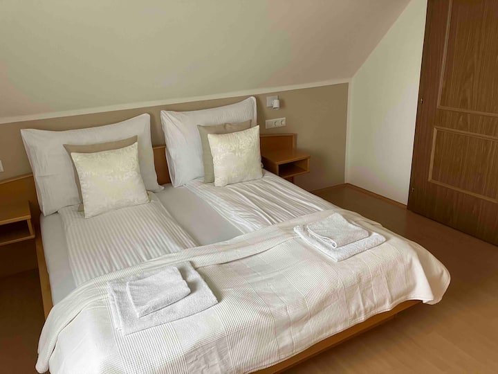 2 Bettzimmer Nr.4 Reichersdorf Gemütlich Wohnen - Klagenfurt am Wörthersee