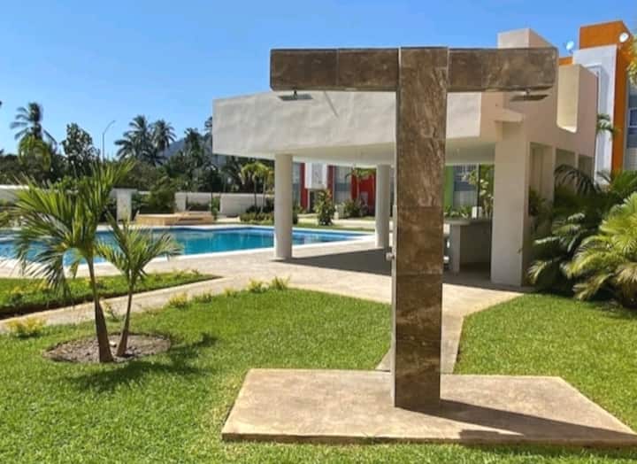 Depto. Nuevo Con Wifi Y Aire Acondicionado. - Acapulco