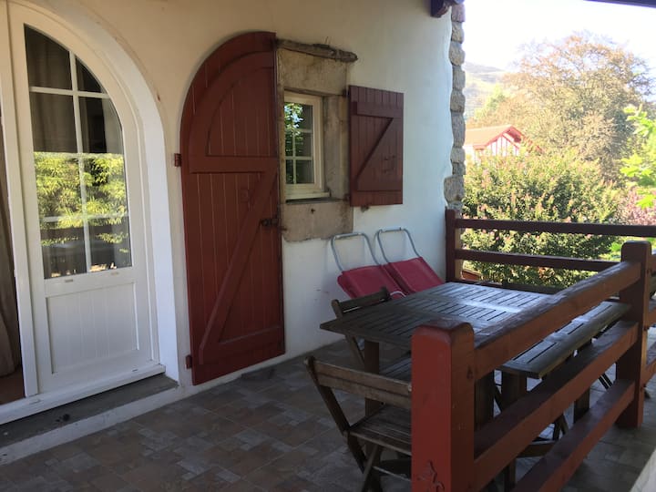 Ascain:gite in village center - Apartments for Rent in Ascain, Nouvelle ...