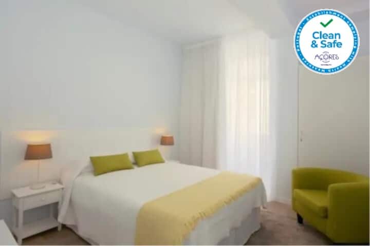 Apartamentos Almeida Garrett -1e  903/al - Ponta Delgada