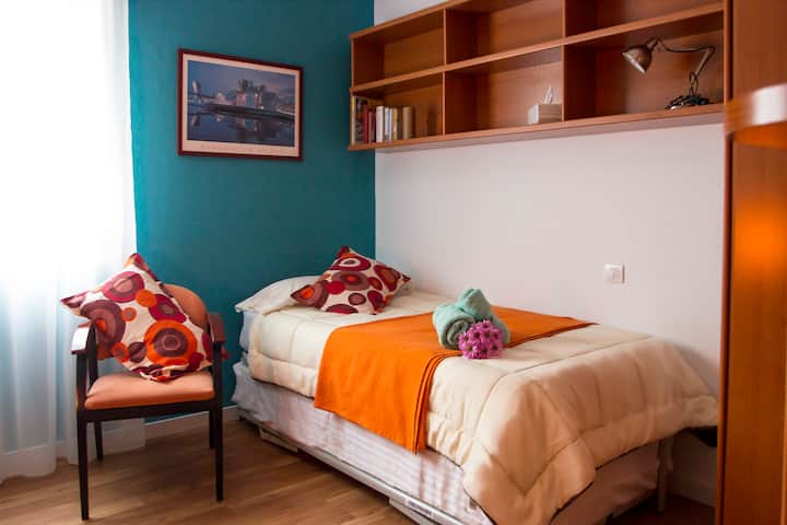 Balcon Luz. Singles. The Best Views. Vft/co/00073 - Cordoue