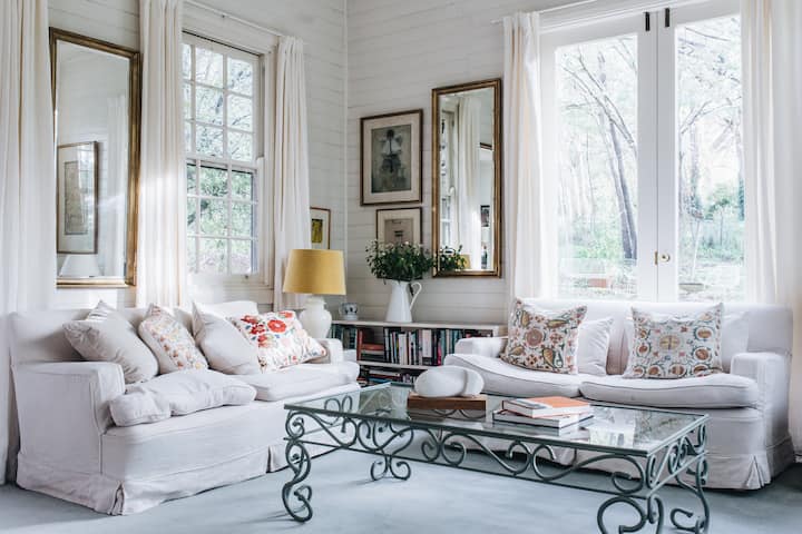 Luxstowe Cottage - Moss Vale