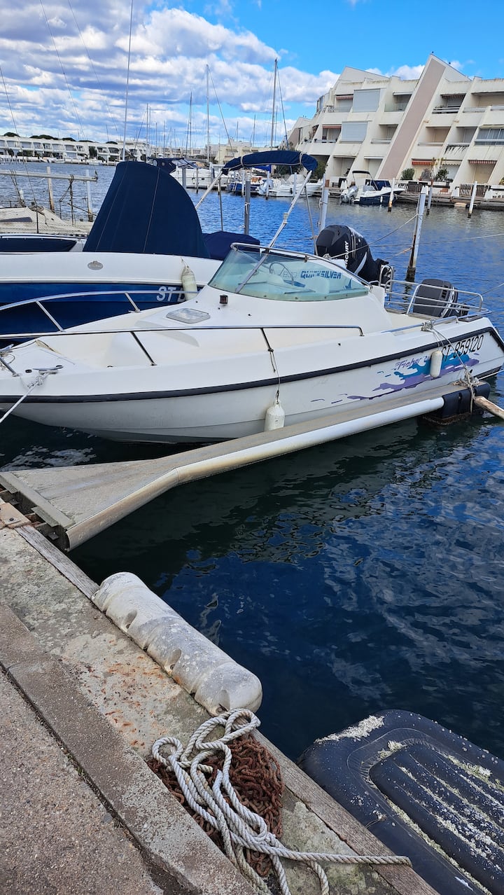 Port Camargue Super Bateau Pêche Sportive - Aigues-Mortes