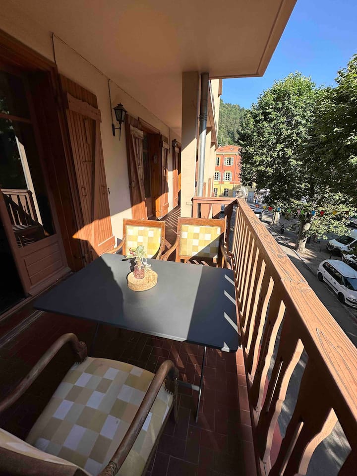 Charmant Appartement Rénové Au Cœur Du Village - Lac de Fenestre