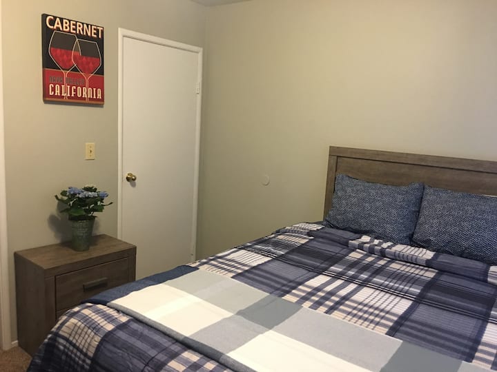 Great Location 5 Mins From Downtown Napa - Napa, CA